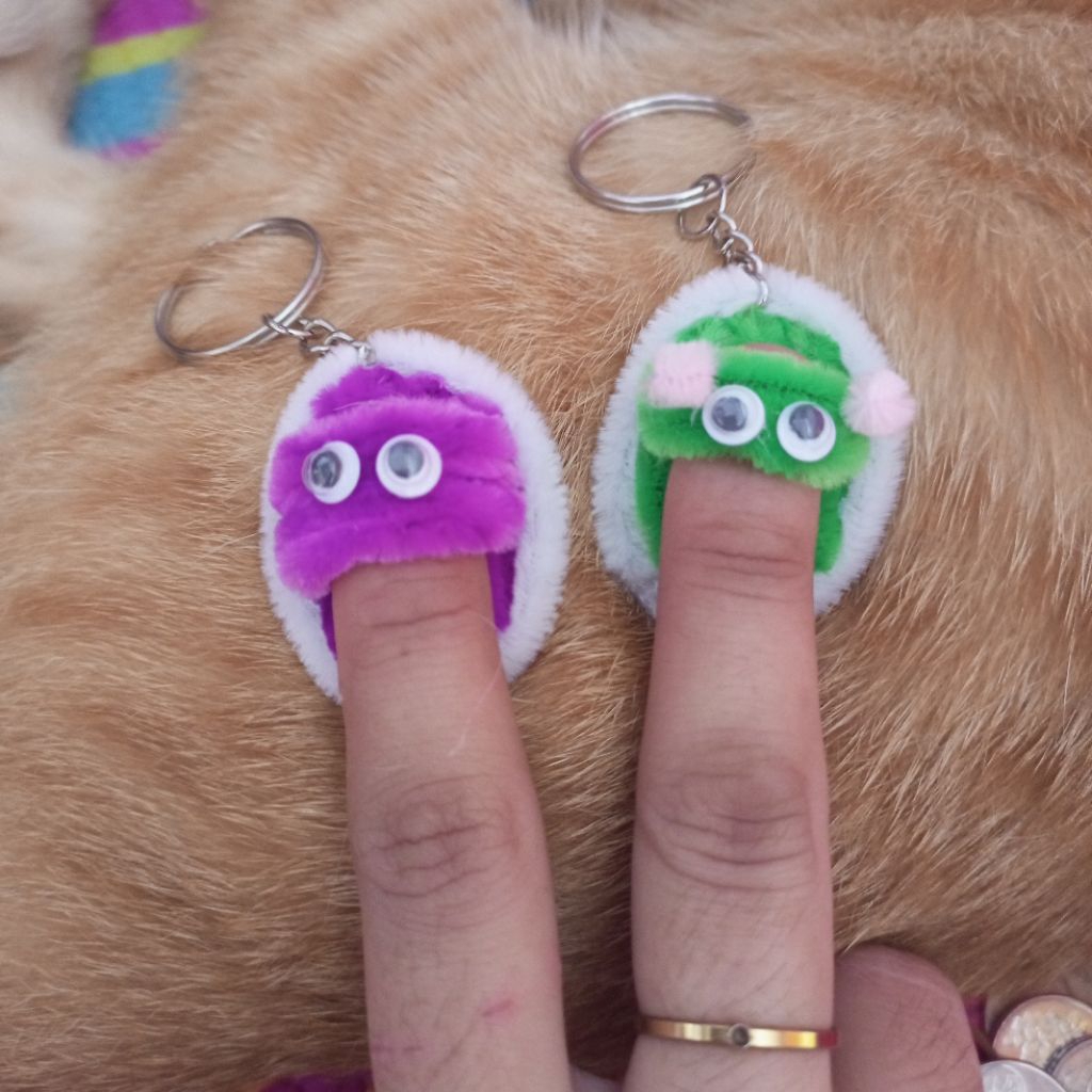 Cute Couple Keychain Slippers Giveaways Souvenirs Gifts | Shopee ...
