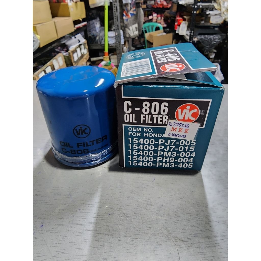 Oil Filter C-806 for Honda City, Civic, Jazz, Mobilio, Fit, Brio, CR-V, BR-V Original VIC Oil ...