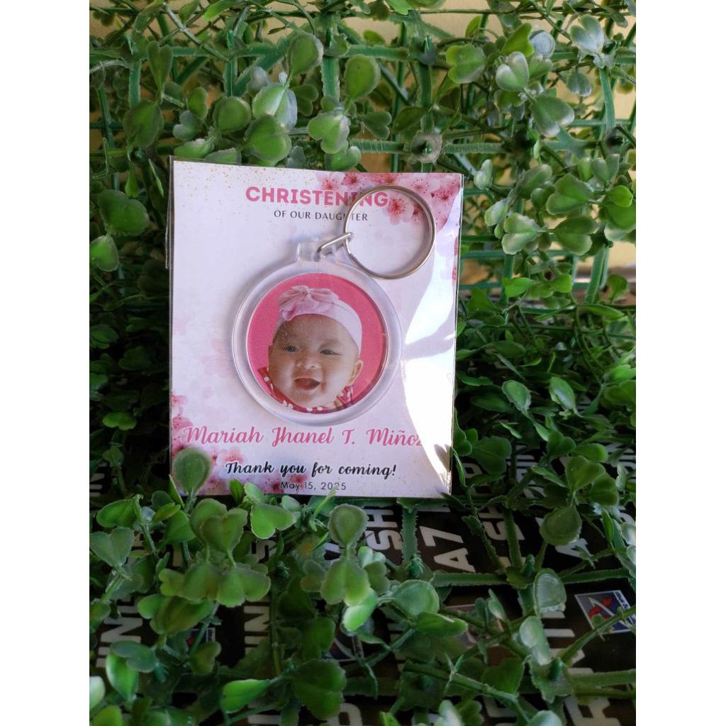 Circle Acrylic Keychain with Packaging (Customized) | Shopee Philippines