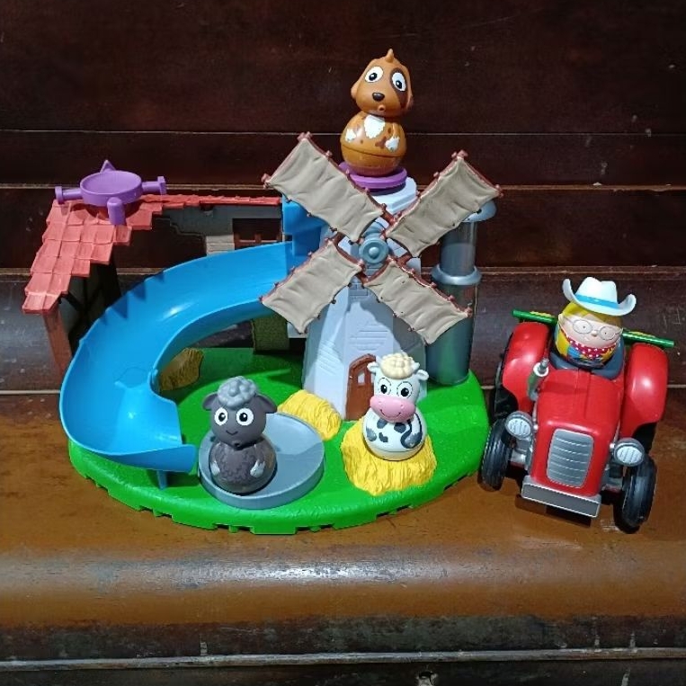weeble down farm preloved | Shopee Philippines