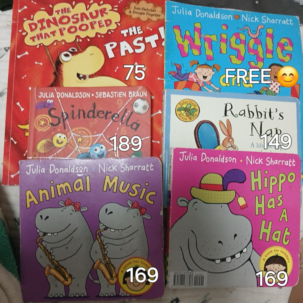 C Link | SnL’s Starbooks Shop | Shopee Philippines