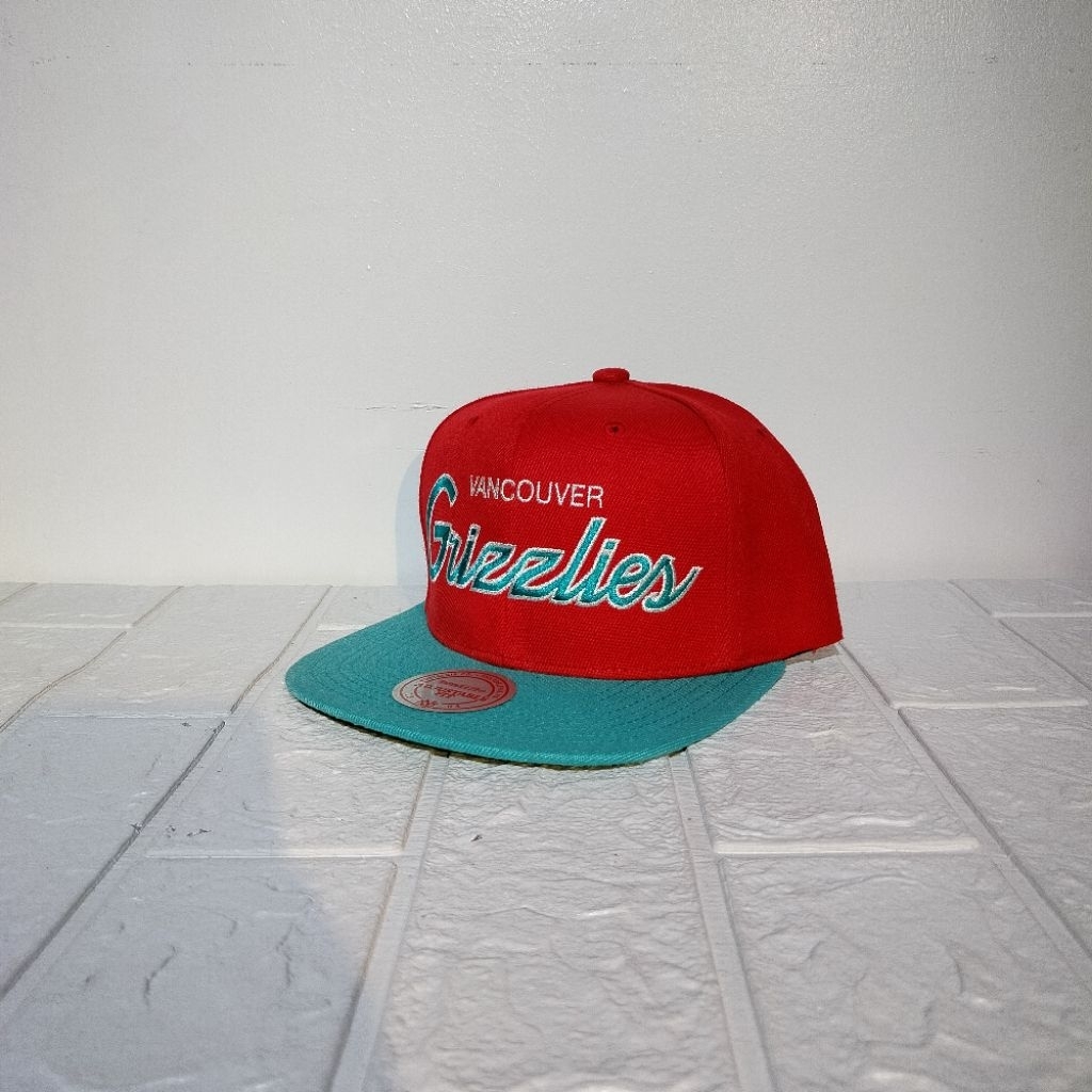 Mitchell & Ness Vancouver Grizzlies Script Logo Snapback Hat Cap ...