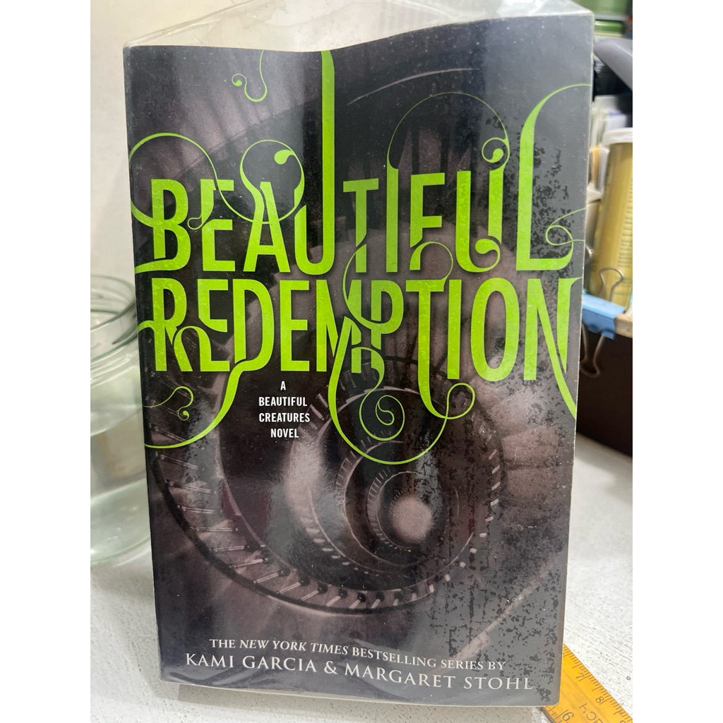 Beautiful Redemption by Kami Garcia and Margaret Stohl | Shopee Philippines