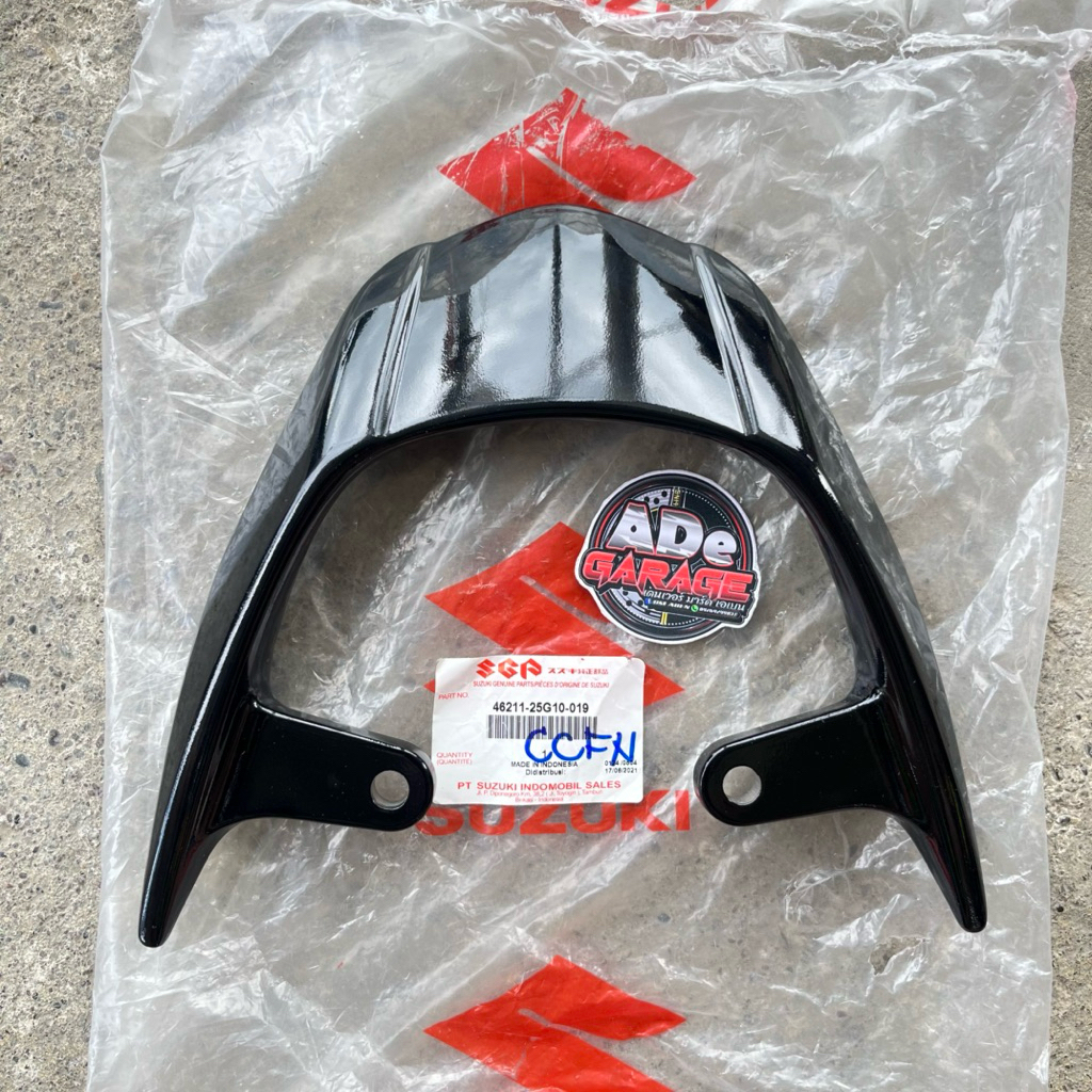 SGP Raider 150 Carb Reborn Black Grab Bar / Handle Pillion Rider ...