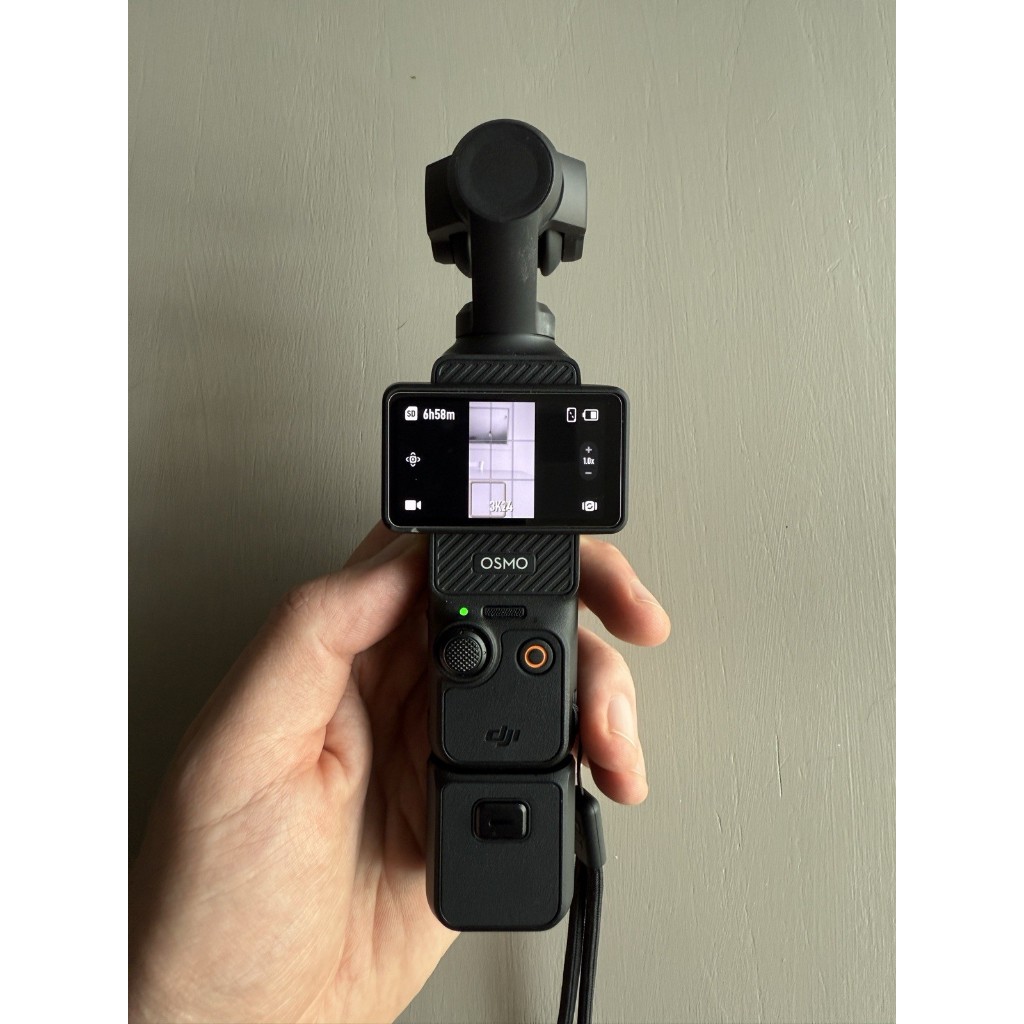 DJI Osmo Pocket 3 Three-Axis Gimbal Stabilizer with Accessories ...