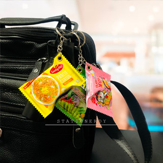 TRENDING TRINKETS MINI PINOY SNACKS KEYCHAIN - CHICHIRYA NOODLES CHOCO ...