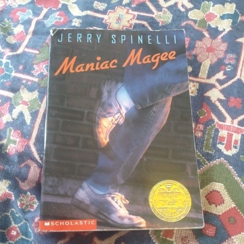Maniac Magee by Jerry Spinelli | Shopee Philippines