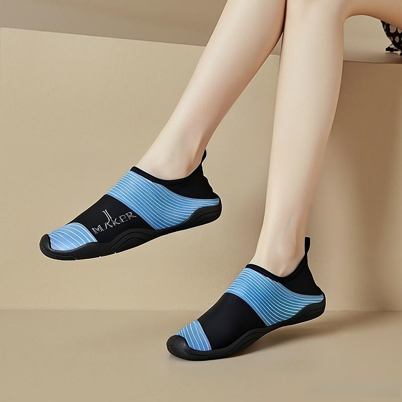New Water Shoes Men and Women Shoes Unique Design Beach walk Fishing ...