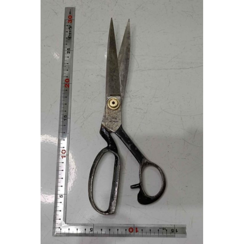heavy duty tailoring scissor tokyo shozaburo and metal ruler set ...