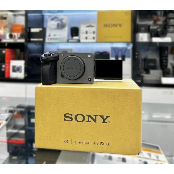 Brand new Sony ILME-FX30 Compact 4K Movie Camera FX30 FX30B Sony FX3 ...