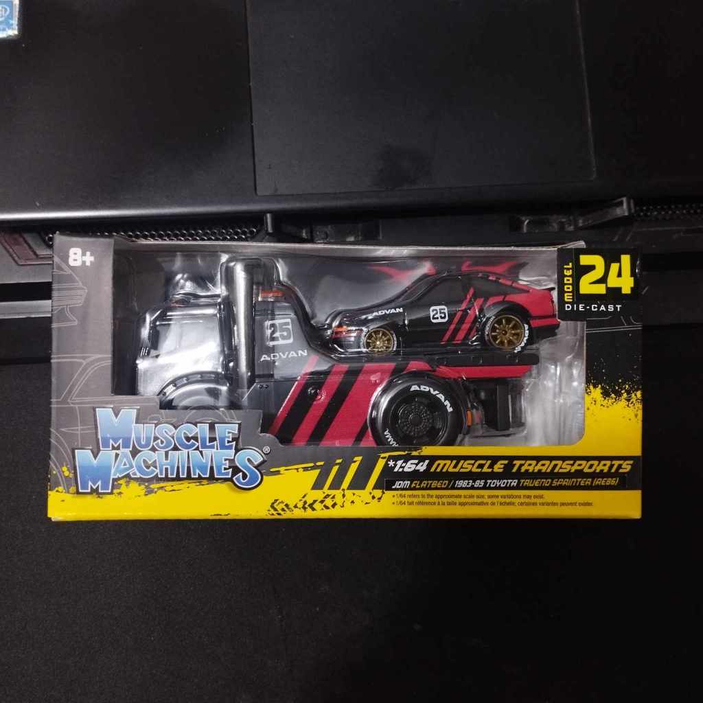 Muscle Machines JDM Flatbed / 1983-85 Toyota Trueno Sprinter (AE86) 1:64 Muscle Transport ...