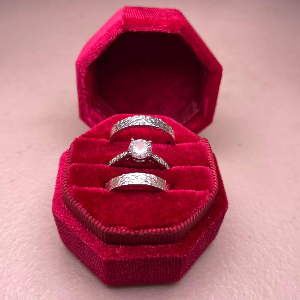 Customized 3-in-1 Wedding Ring with Crushed Ice Design and Adjustable ...