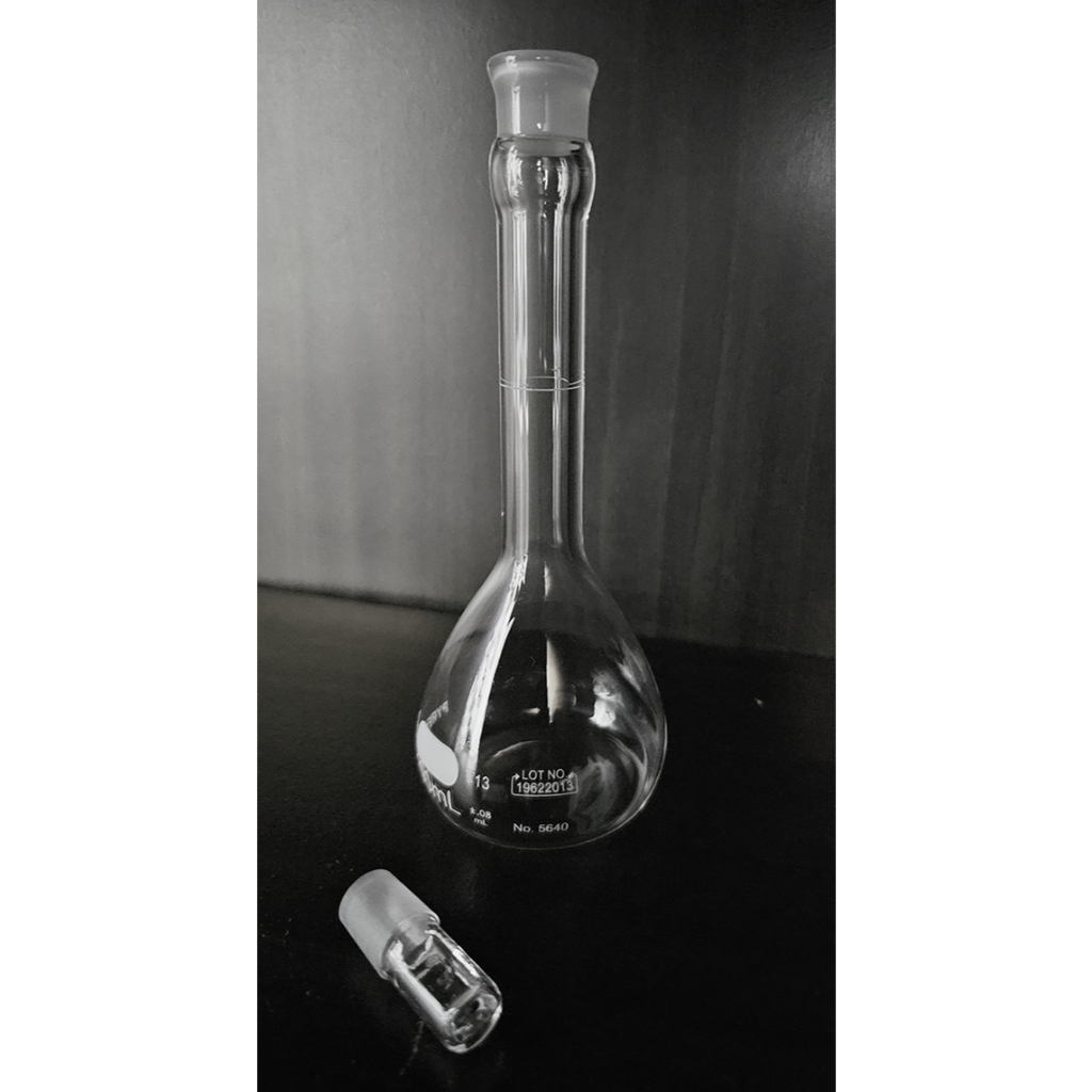 PYREX Volumetric Flasks 100 mL Class A with PYREX Glass Standard Taper ...