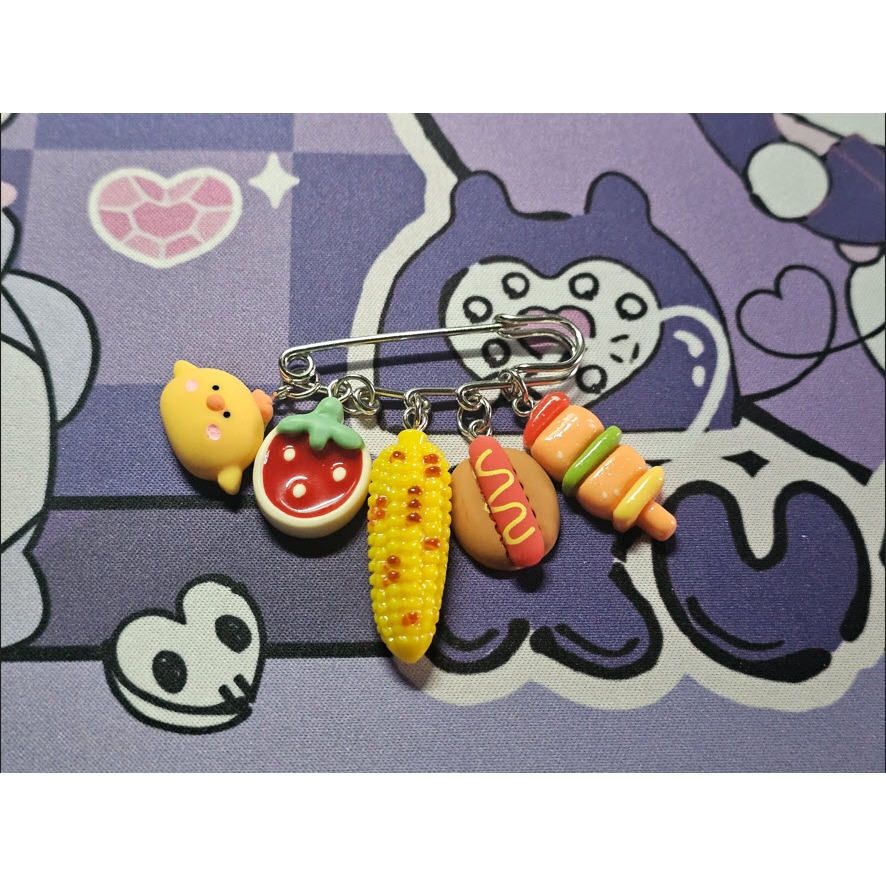 SB19 Houses (Set) + Brooch Pin | Shopee Philippines