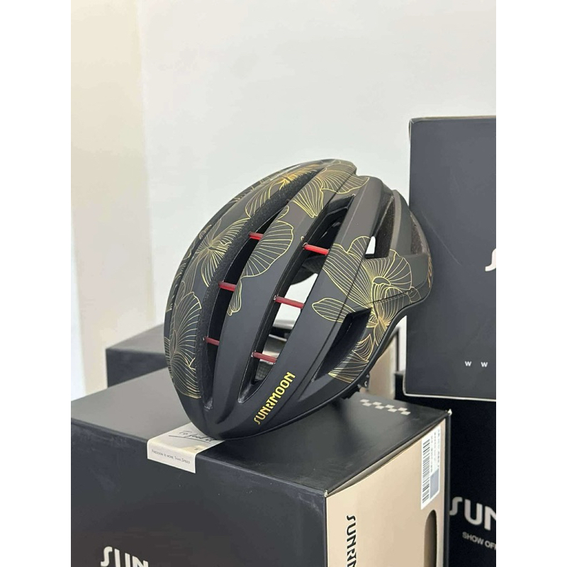 Sunrimoon CS 57 Alien Extravagant Black Medium Bike Helmet | Shopee ...