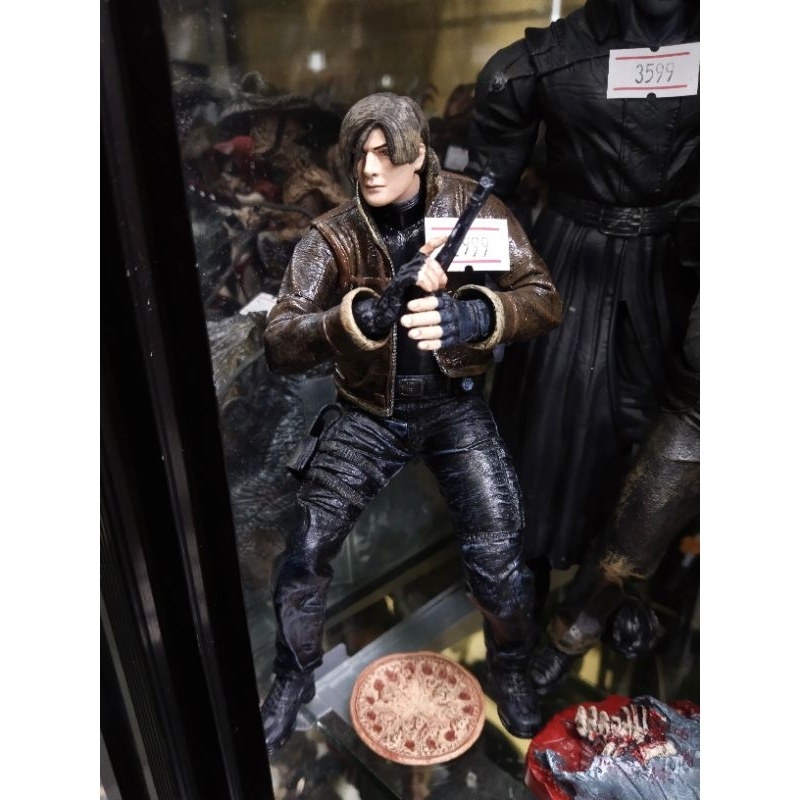 Neca Rare Resident Evil 4 Jacket Leon S. Kennedy | Shopee Philippines