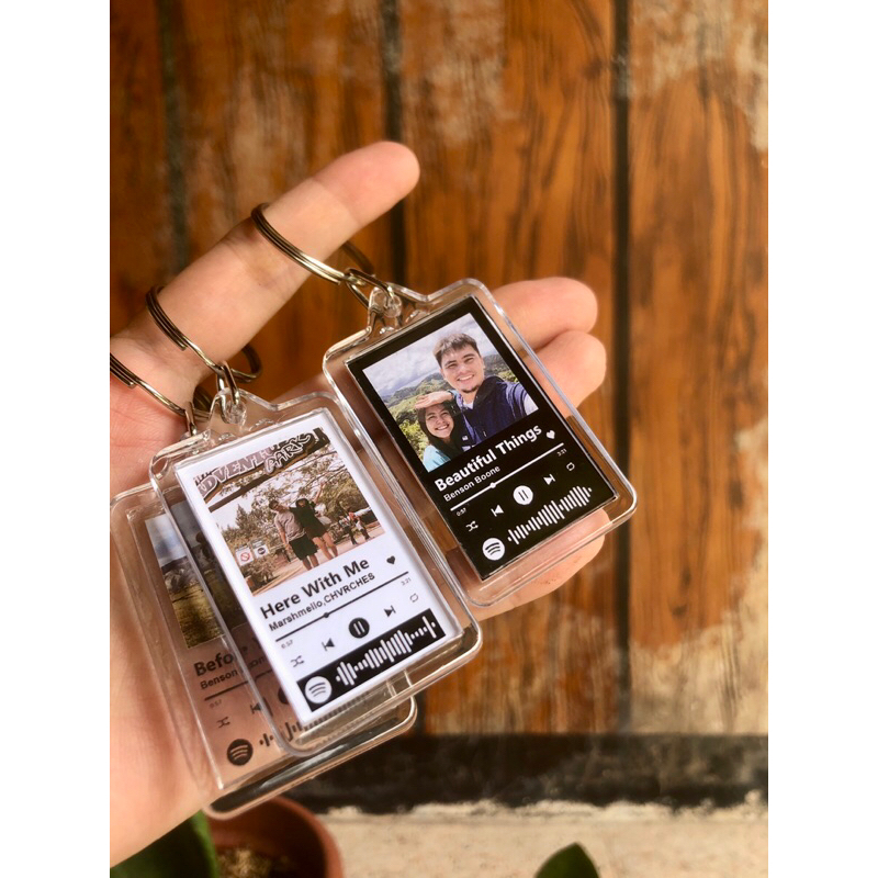 Acrylic Keychain / Spotify themed Keychain for gifts and souvenirs ...