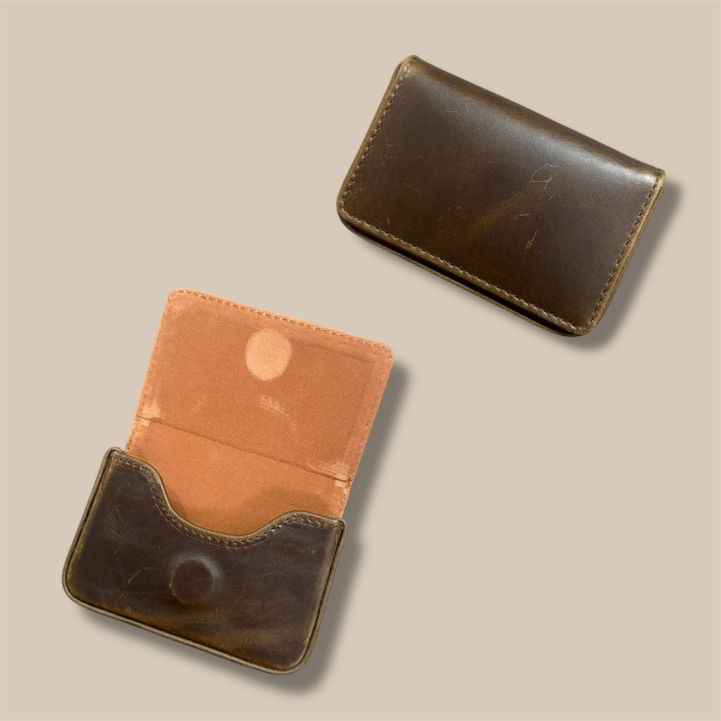 Full Grain Cowhide Leather Stiff Magnetic Flap Closing Card Holder ...