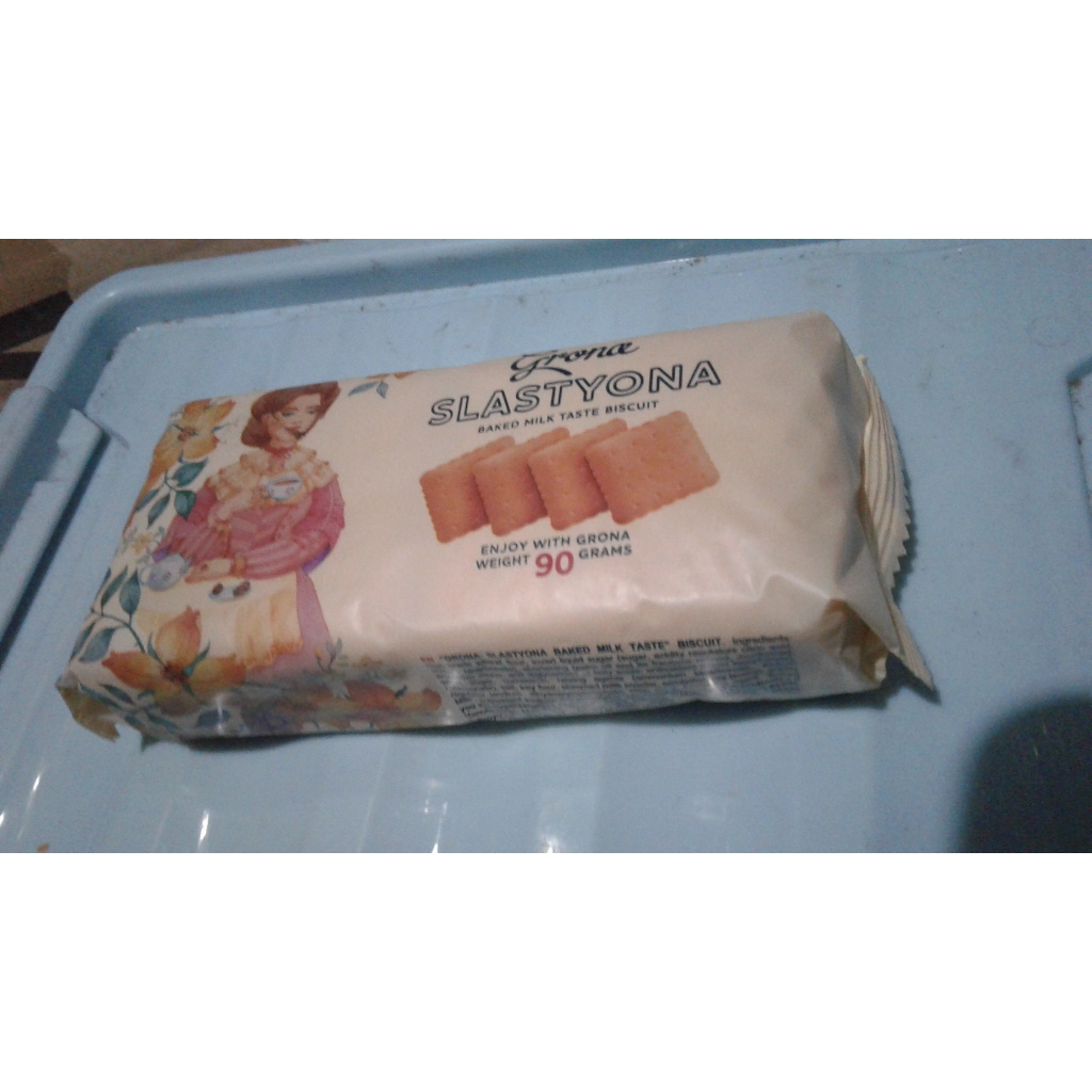 slastyona GRONA IMPORTED CREAM BISCUITS classic special cackers FOOD ...