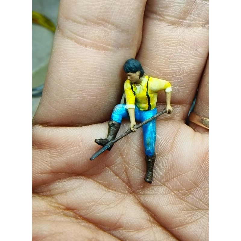 Man Digging Scale 164 Model Figure | Shopee Philippines