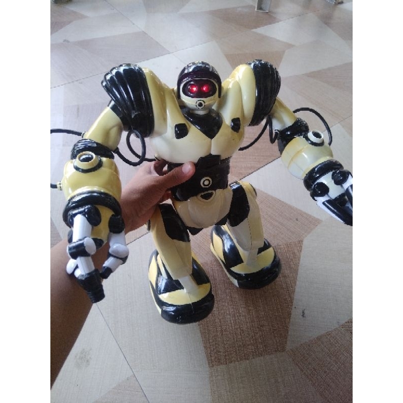WowWee 2004 Robot 13.5" Preloved from UK Box | Shopee Philippines