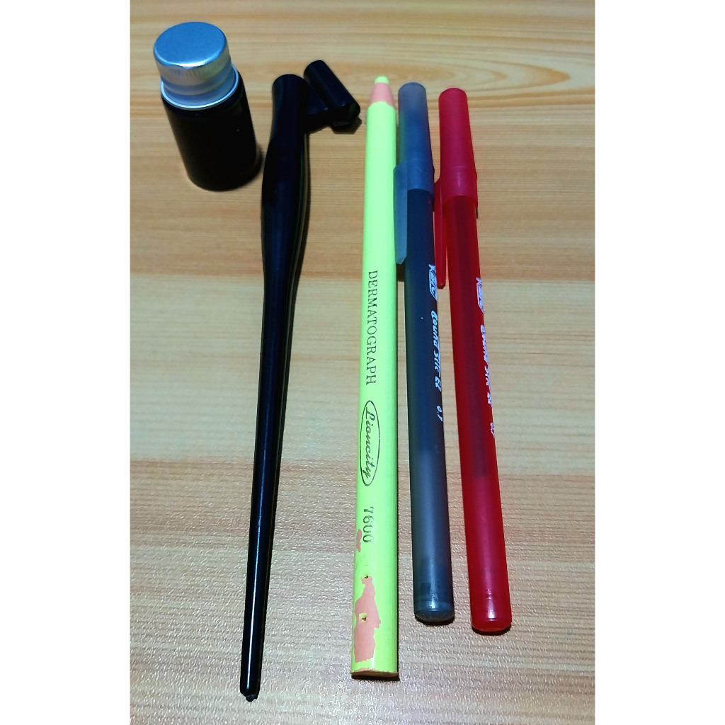 [TAKE ALL] Pen & Writing Bundle (Oblique Pen Holder, Bic Round Stic ...