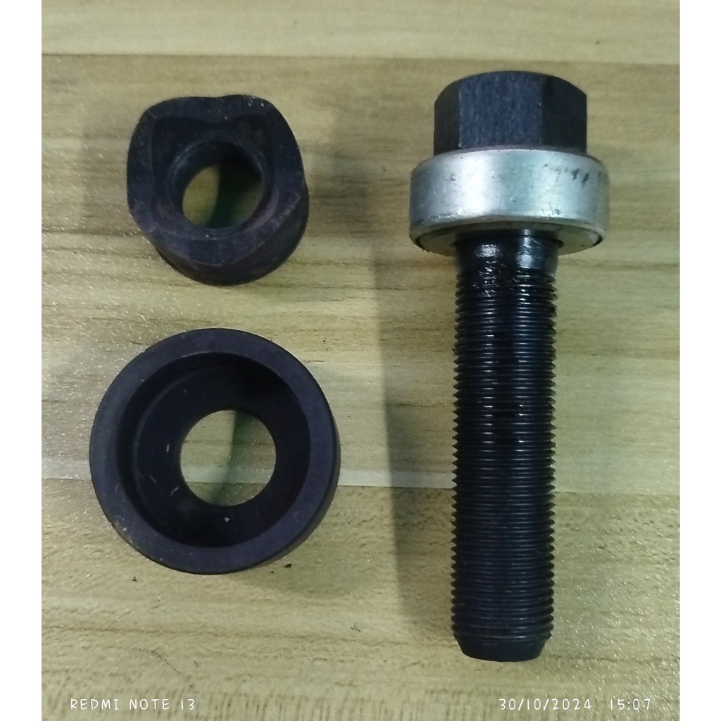 Japan Surplus Branded Knockout Set Slug Out for 1" Conduit Actual Hole ...