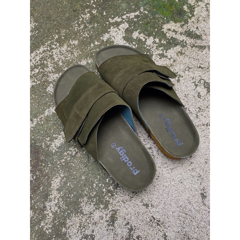 PRODIGY “BLAKE” SLIDES IN HUNTER GREEN COLORWAY | Shopee Philippines
