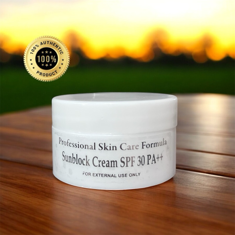 Professional Skincare Sunblock Cream ( with SPF 30 PA++) | Shopee ...
