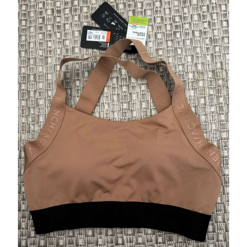Brand New Auth Bench Racerback Sports Bra / Forever 21 Racerback Sports ...