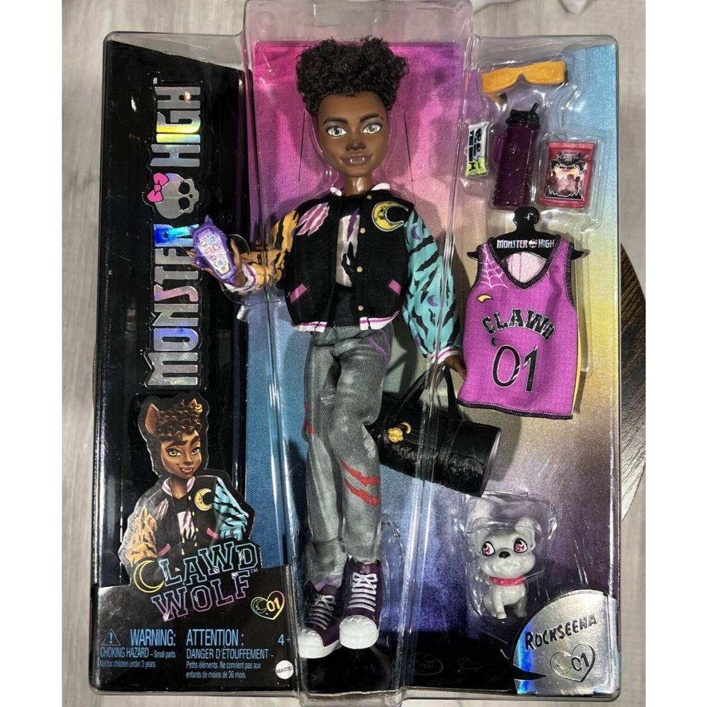 Monster High Fashion Doll Clawd Wolf Werewolf Signature Look in Varsity ...