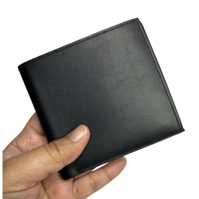 Pre-loved Pola black bi-fold faux leather wallet | Shopee Philippines