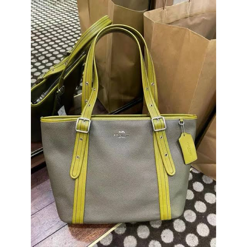 NEW ARRIVAL* Store Entry High End Made In Vietnam Ashton Leather Zip ...