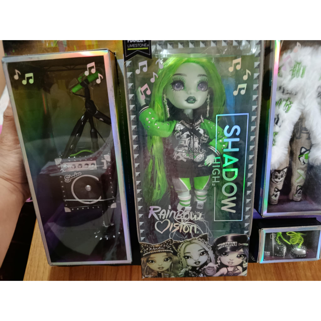 Shadow High NEON SHADOW DOLL Rainbow Vision: Harley Limestone | Shopee ...