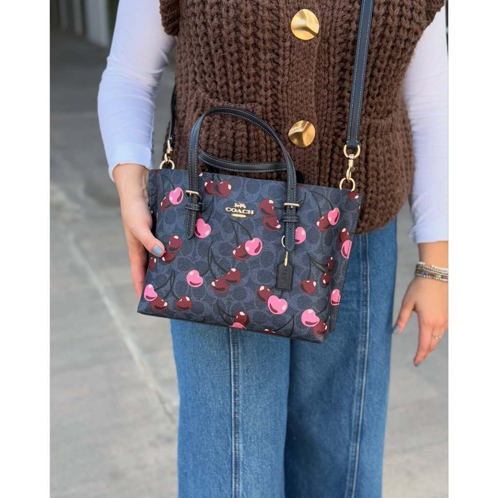 CCH Small Mollie Women’s Tote 9 3/4" (L) x 7 1/2" (H) x 4 3/4" (W ...