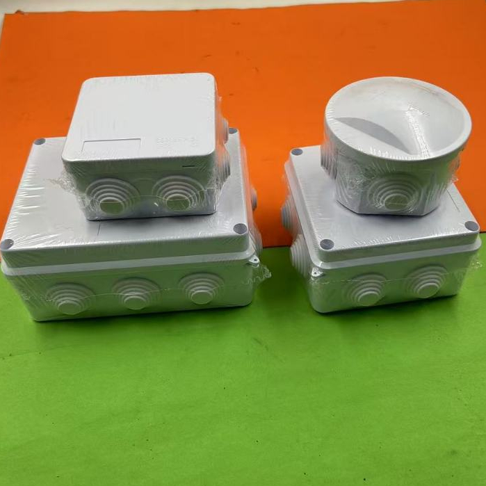 Junction Box Heavy Duty Electrical Receptacle Socket PVC Housing Cover ...