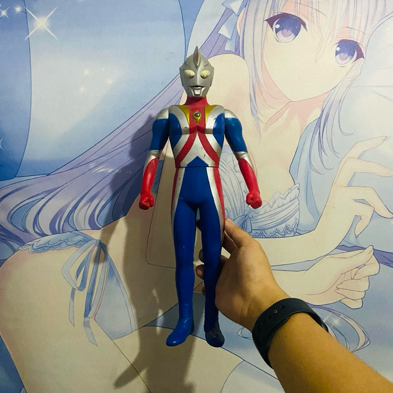 ULTRAMAN COSMO FIGURE (Authentic) | Shopee Philippines