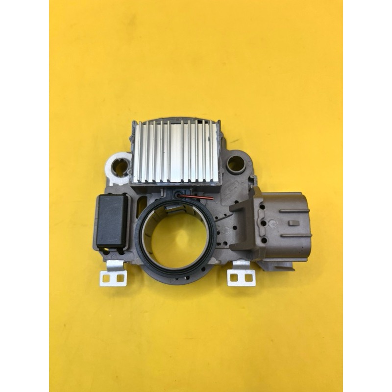 AUTO DENKI IC REGULATOR IVR-976 12 volts | Shopee Philippines