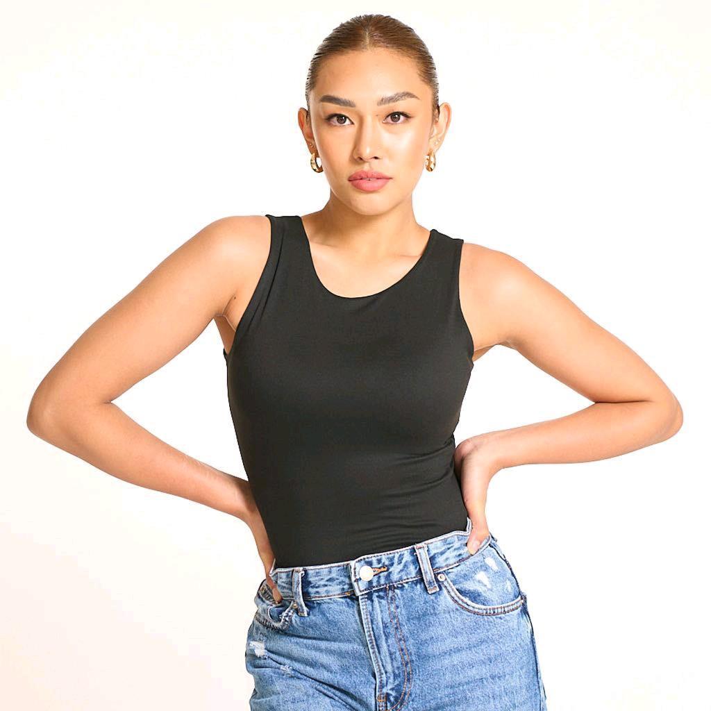 Mera Jacinta Halter Top Slim-fitting Womenswear Soft Tee Cotton Plain ...