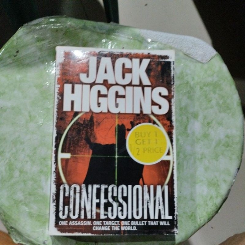 CONFESSIONAL by Jack Higgins (PAPER BACK, PRE-LOVED) | Shopee Philippines