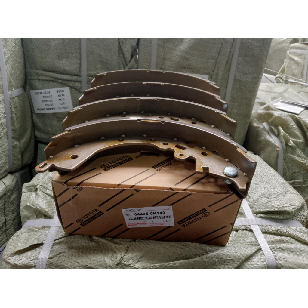 (04495-0K140) BRAKE SHOE RA TOYOTA INNOVA 2015-PRESENT HILUX 2015 ...