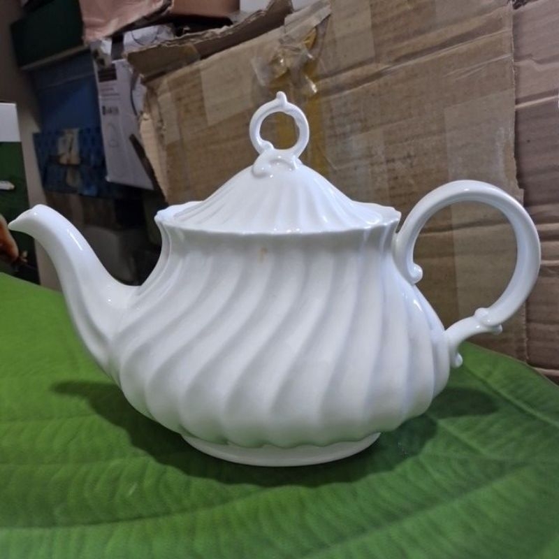 Royal Doulton Cascade Bone China 1L teapot | Shopee Philippines