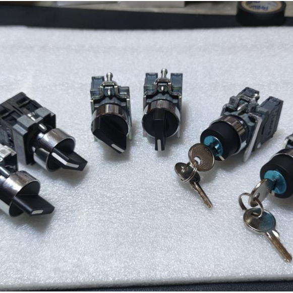 SELECTOR SWITCH XB4-BD21 / XB2-BD33 (22MM) | Shopee Philippines