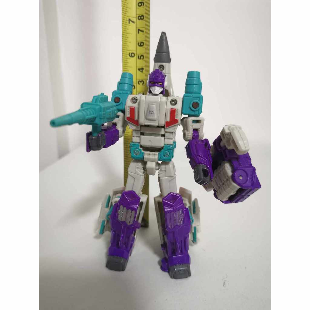 Transformers power of the primes Dreadwind deluxe class | Shopee ...