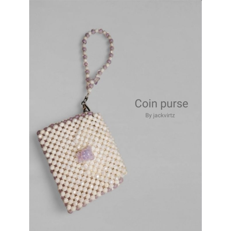 Beaded coin purse with colored bear,beaded handle and magnetic lock ...