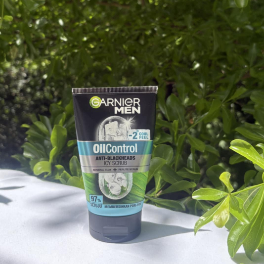 Garnier Oil Control Anti Blackheads 100ML | Shopee Philippines