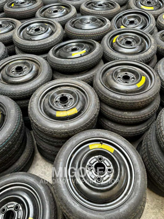 Donut tire with Spindle - Complete set Spindle - Axel - Bearing ...