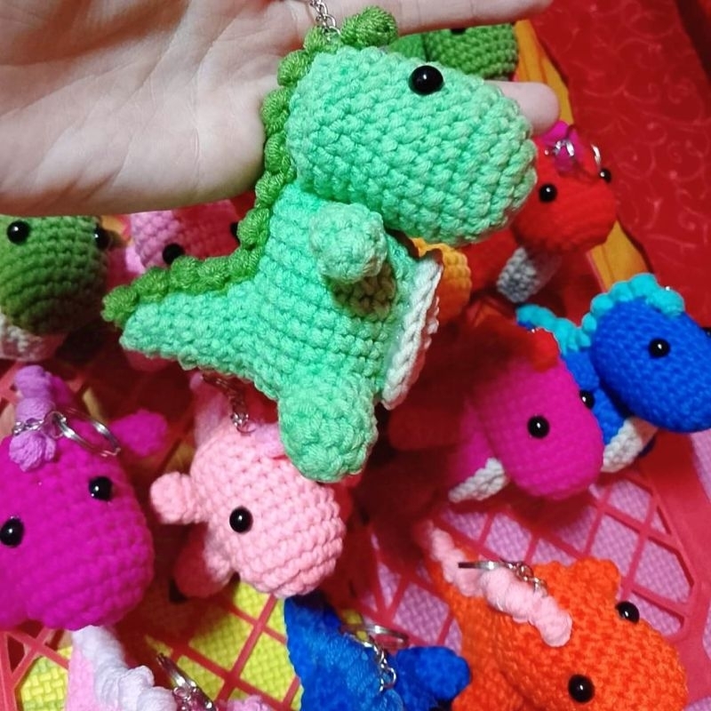Dinosaur crochet keychains (ON HAND) | Shopee Philippines
