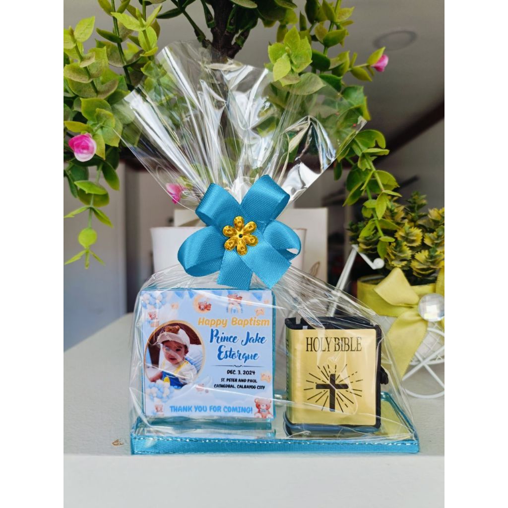 Mini bible souvenir with frame glass NO ROSARY | Shopee Philippines