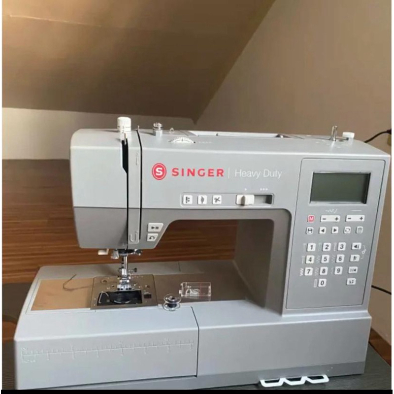 BRAND NEW Singer Heavy Duty HD6805C - Heavy duty. FREE SERVICE AND ...